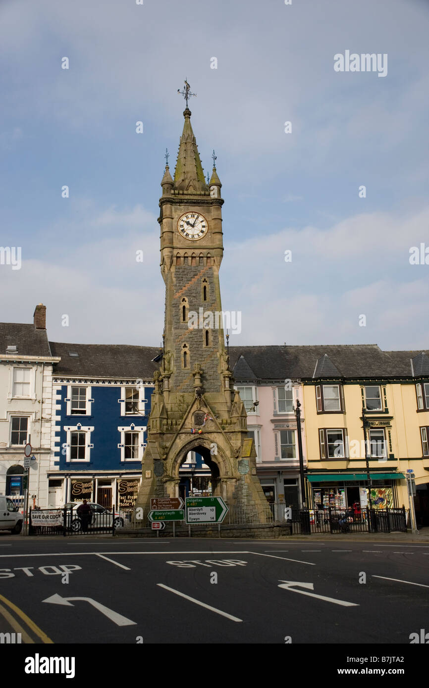 Machynlleth town clock hi-res stock photography and images - Alamy