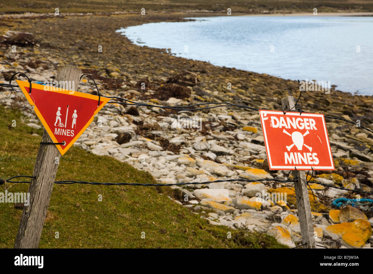Minefield warning hi-res stock photography and images - Alamy
