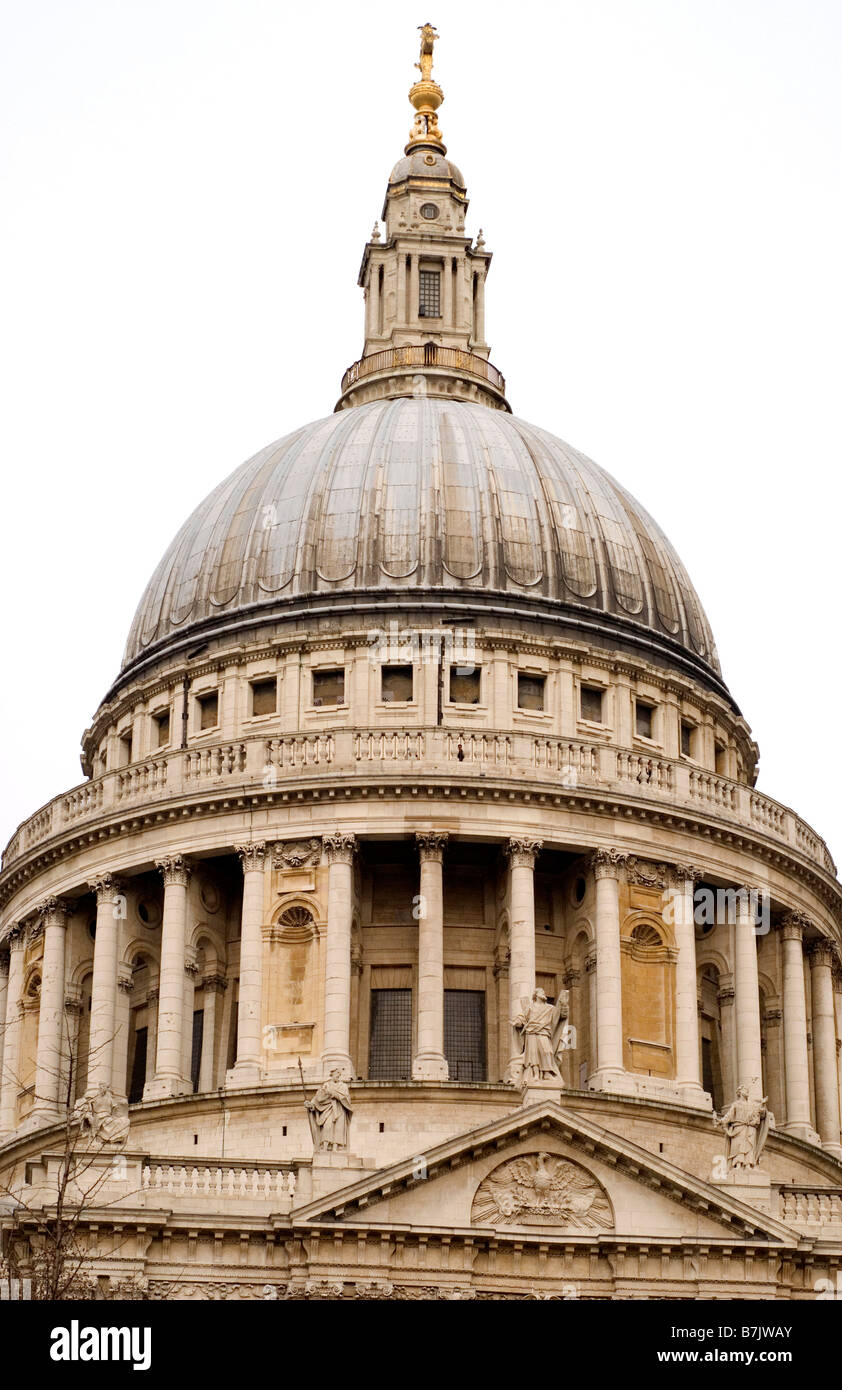 Close up dome st pauls hi-res stock photography and images - Alamy