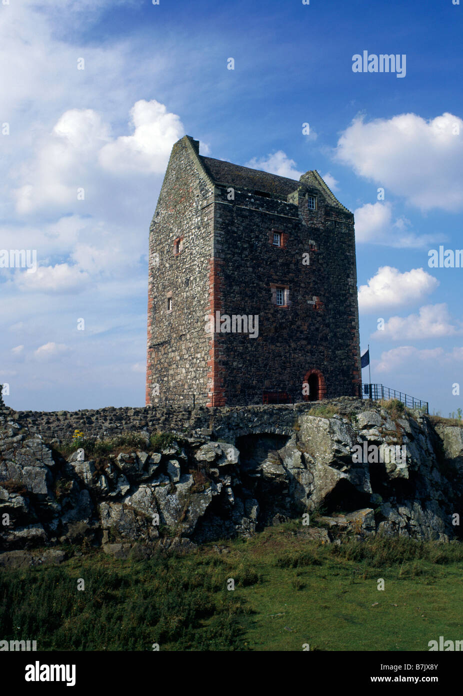 Smailholm Tower Circa 1500 Belonged to Sir Walter Scott's grandparents ...