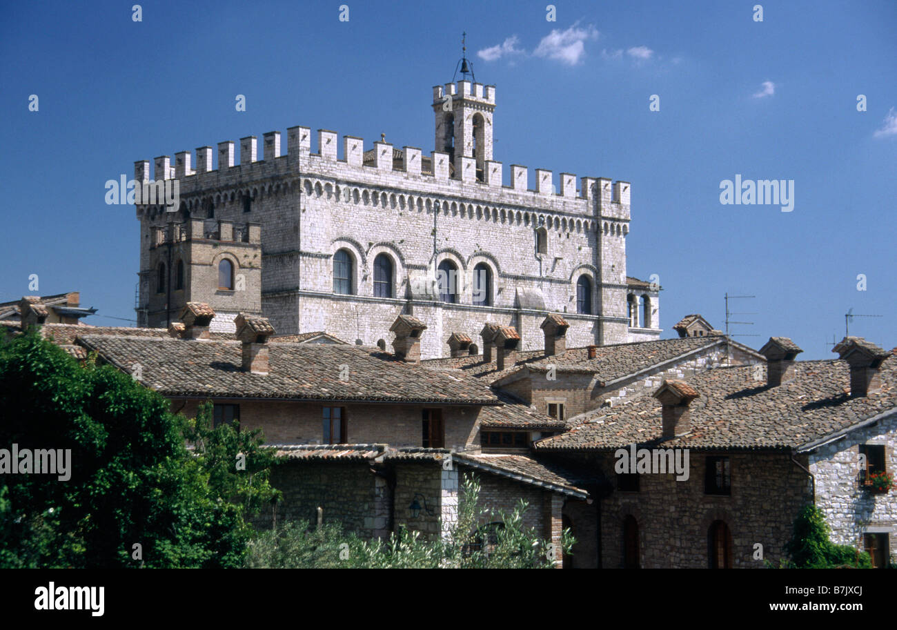Hillside Woods Palace of the Consuls GUBBIO ITALY Stock Photo - Alamy