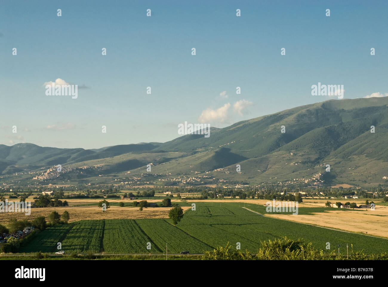 Umbrian plain hi-res stock photography and images - Alamy