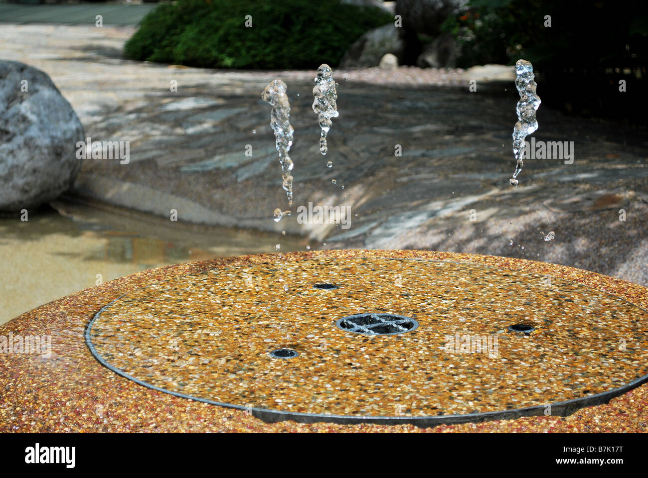 Man made water fountains hi-res stock photography and images - Alamy