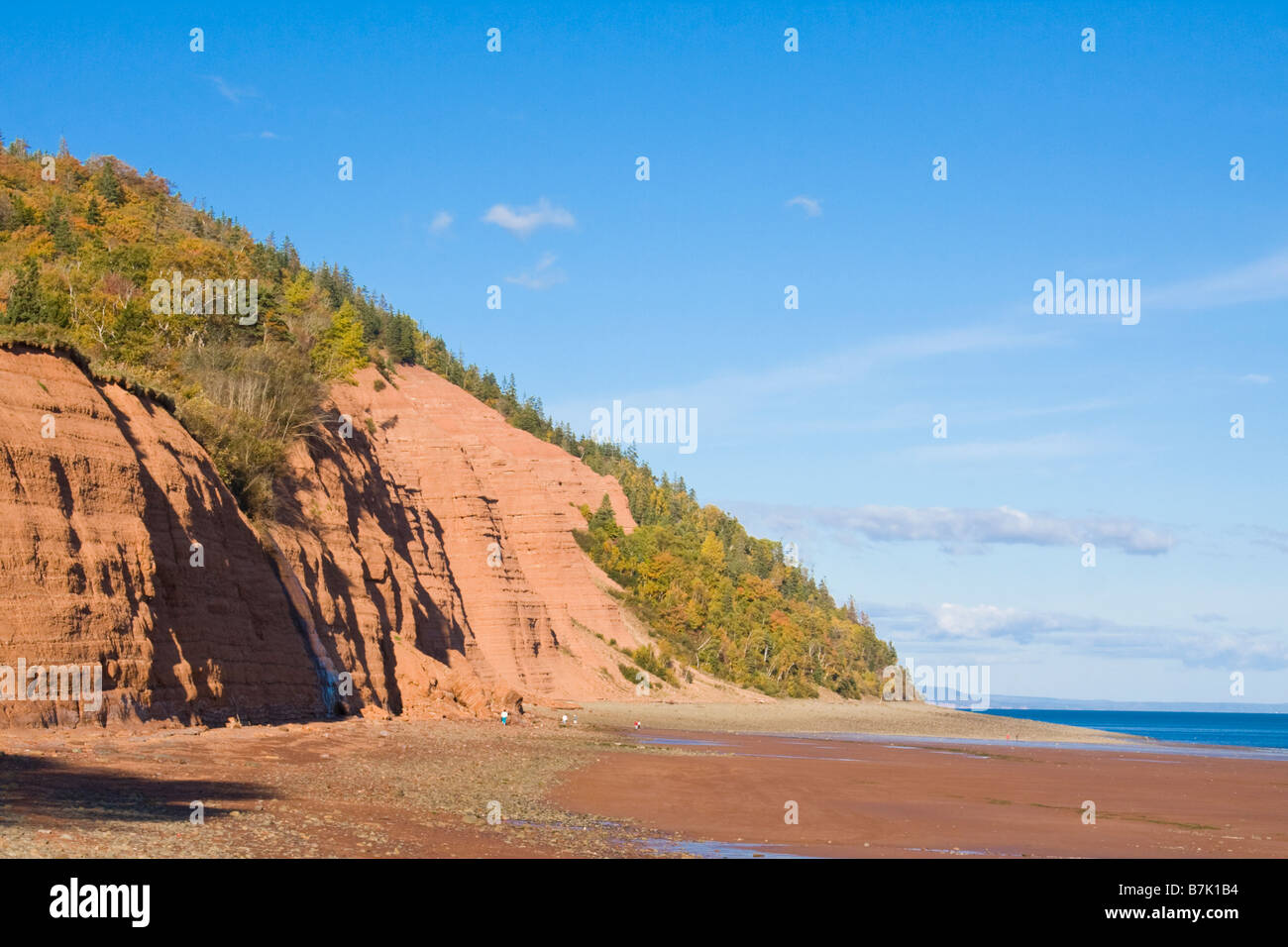 Low tide at the beach - Blomidon Provincial Park, Nova Scotia, Canada ...