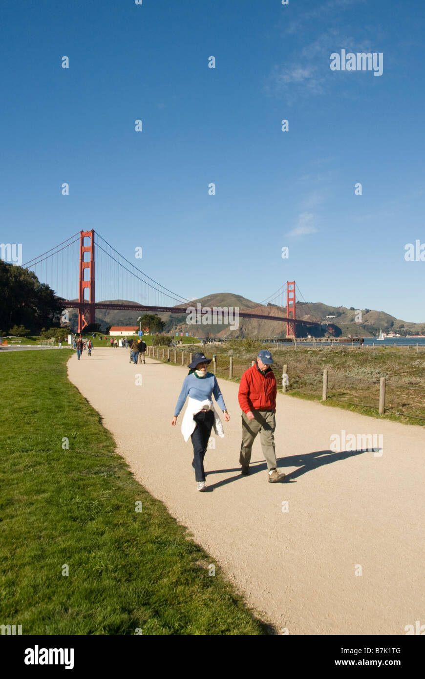 Golden gate bridge crissy field hi-res stock photography and images - Alamy