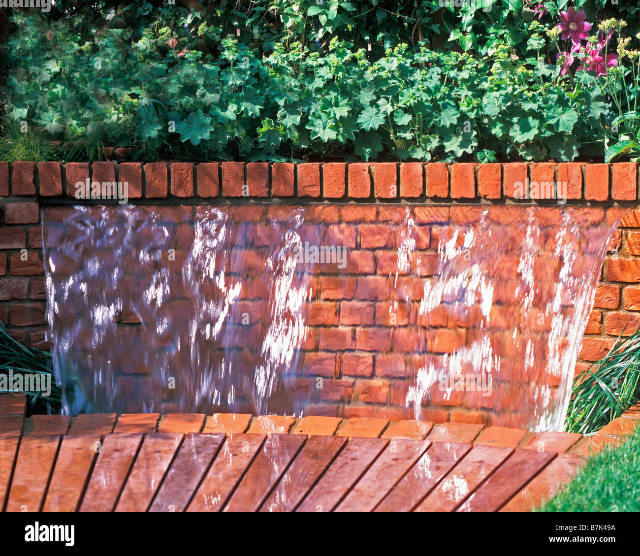 Sheet waterfall hi-res stock photography and images - Alamy