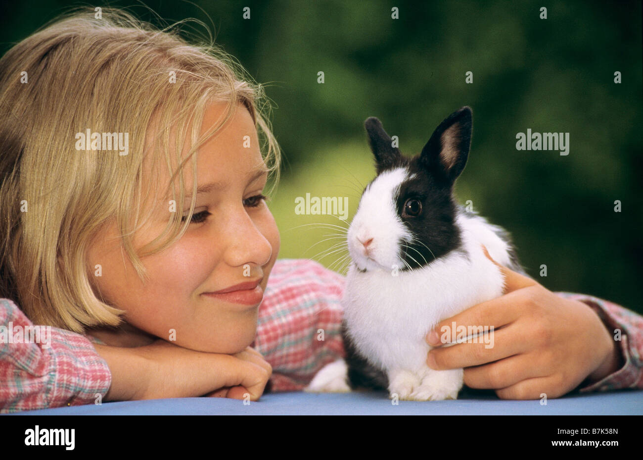 Pygmy girl child hi-res stock photography and images - Alamy