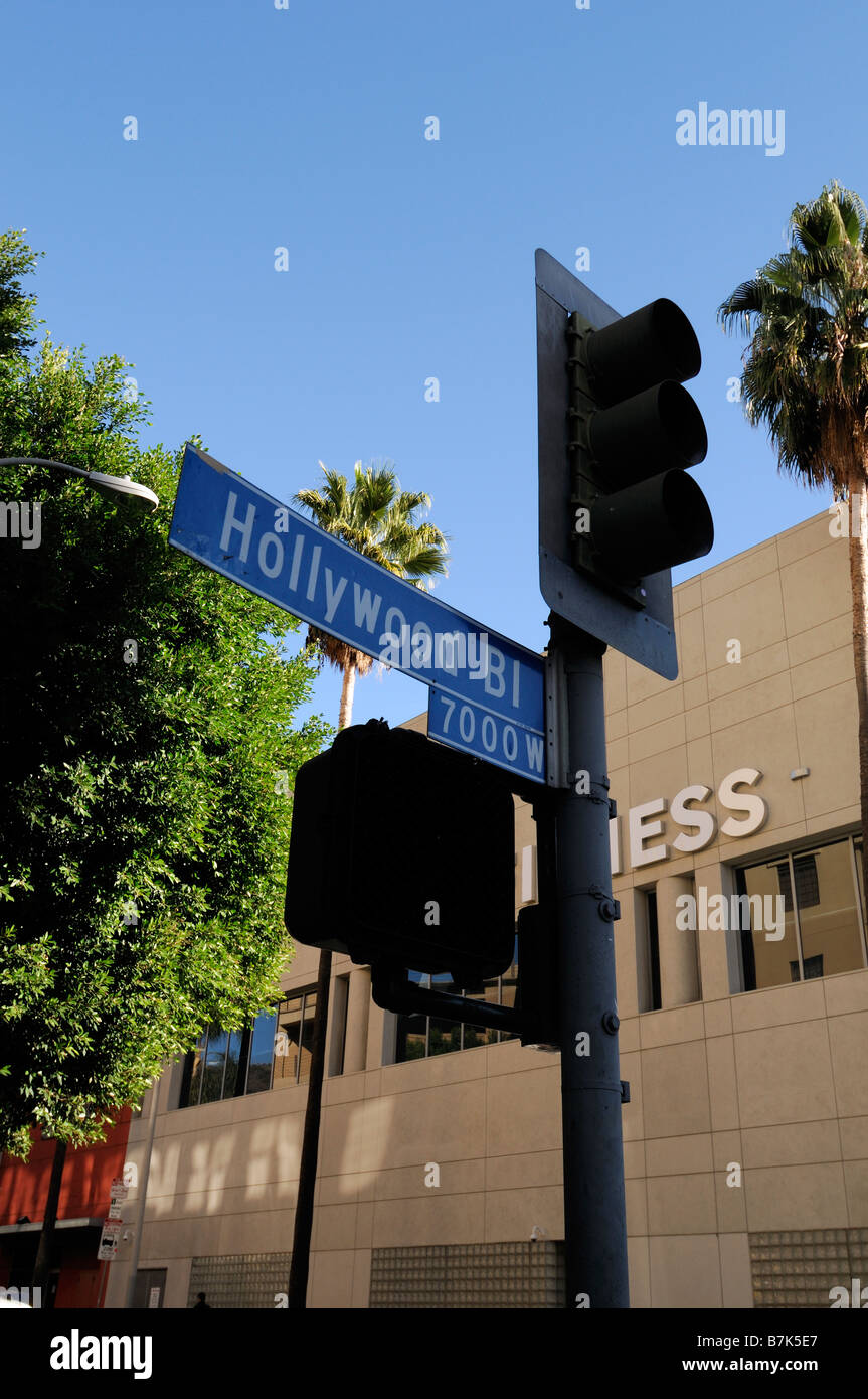 Logo hollywood sign hi-res stock photography and images - Alamy