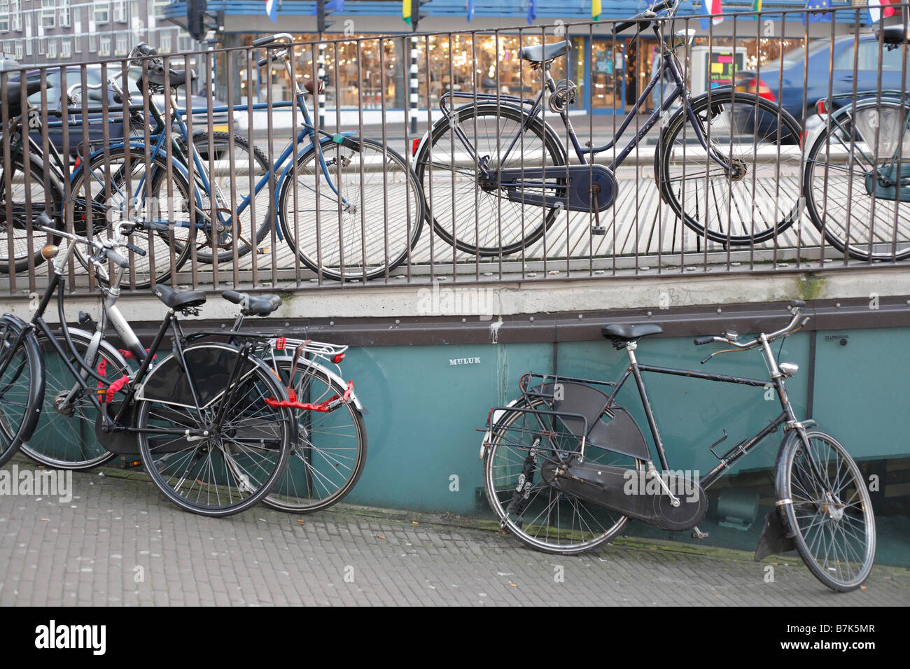 Bicycles parked outside hi-res stock photography and images - Alamy