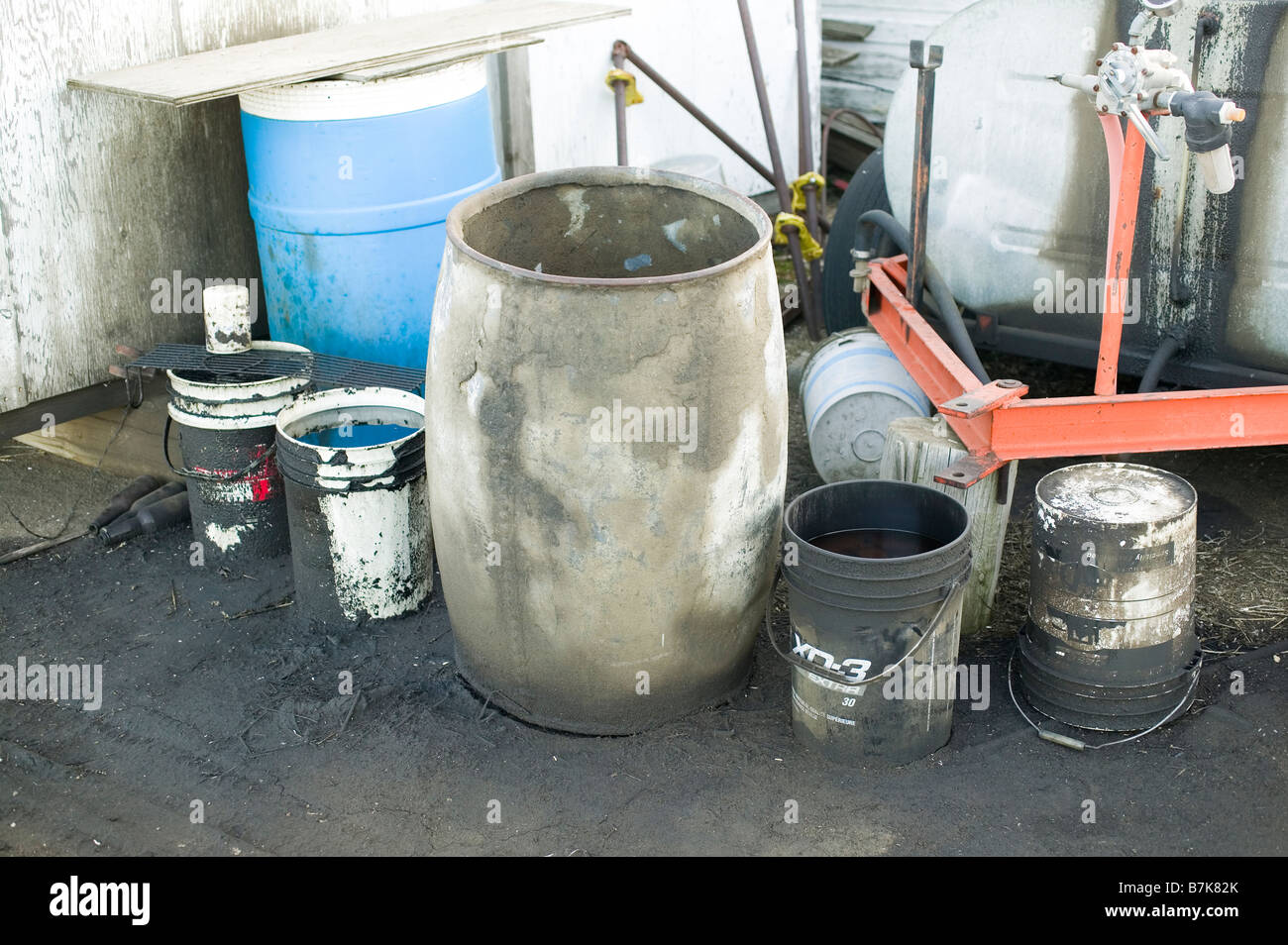 Empty oil drum hi-res stock photography and images - Alamy