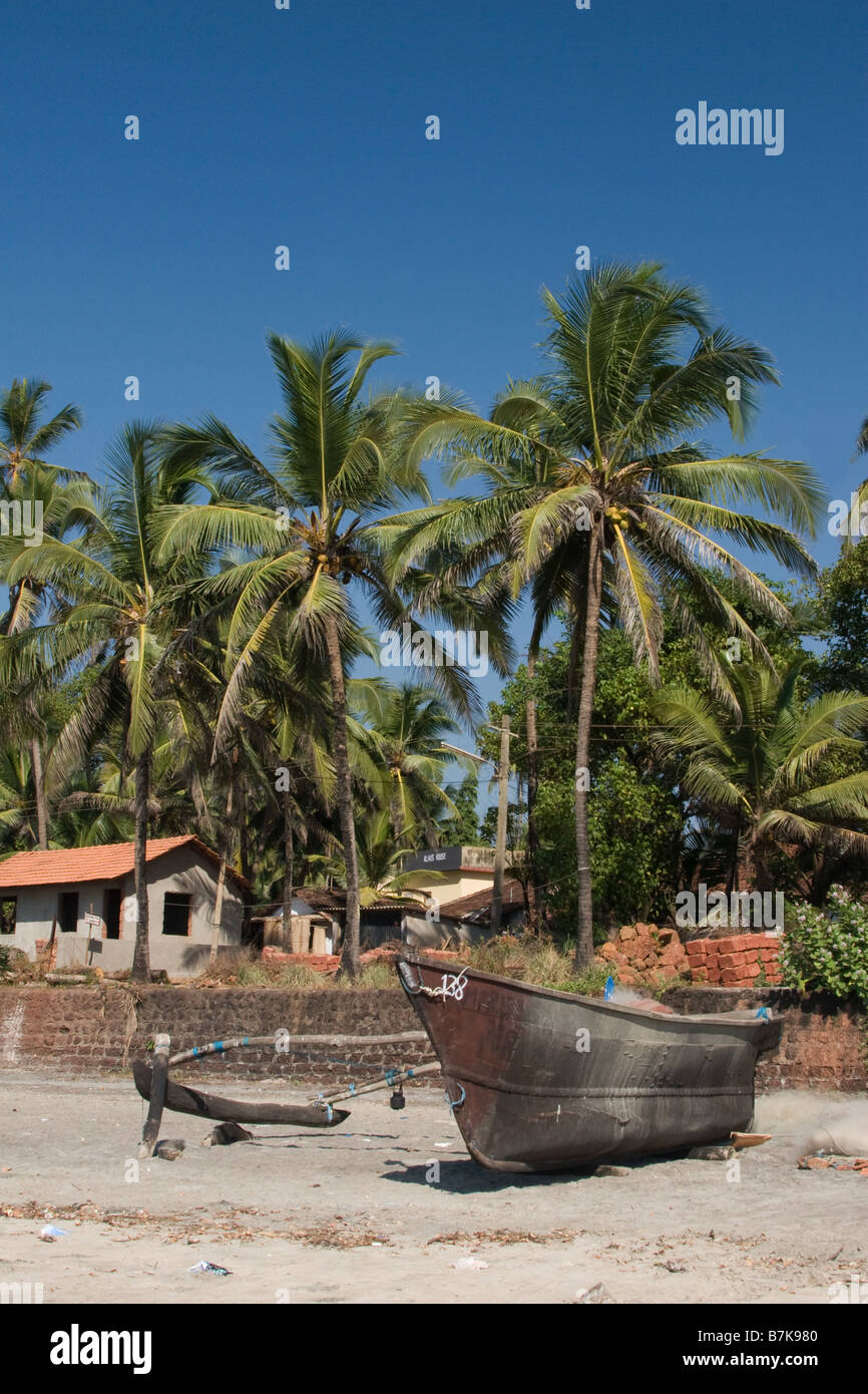 India, Goa. Boat on a beach Stock Photo - Alamy