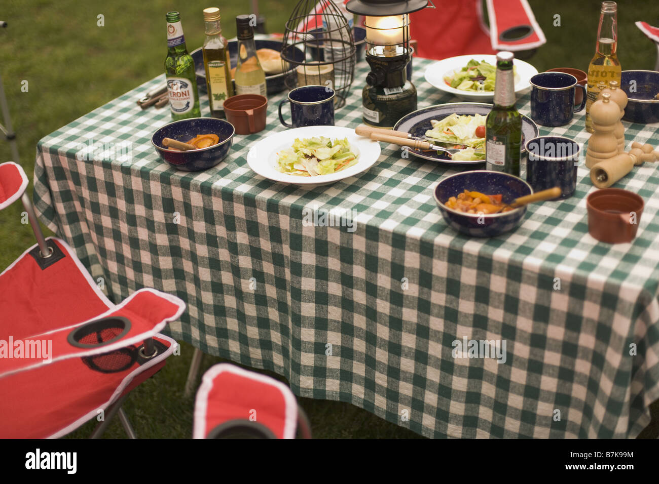 Healthy camp food plate hi-res stock photography and images - Alamy