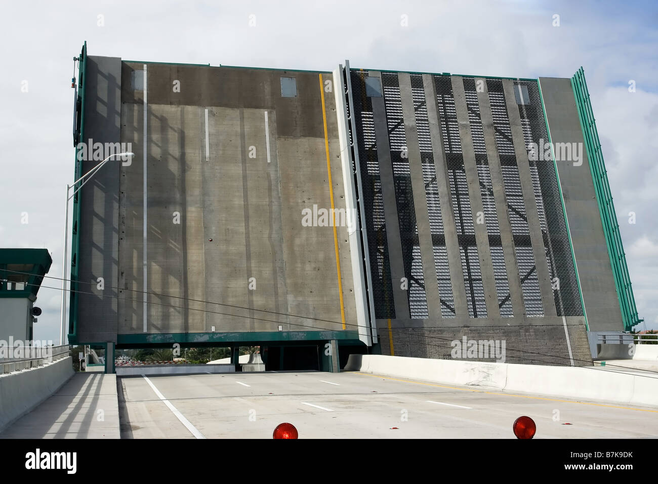 Position taken hi-res stock photography and images - Alamy