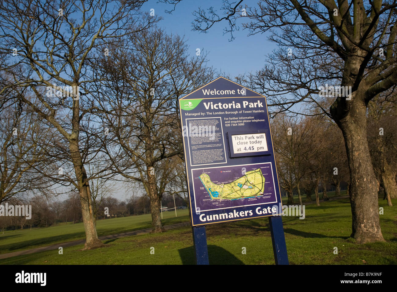 Victoria park tower hamlets east hi-res stock photography and images ...