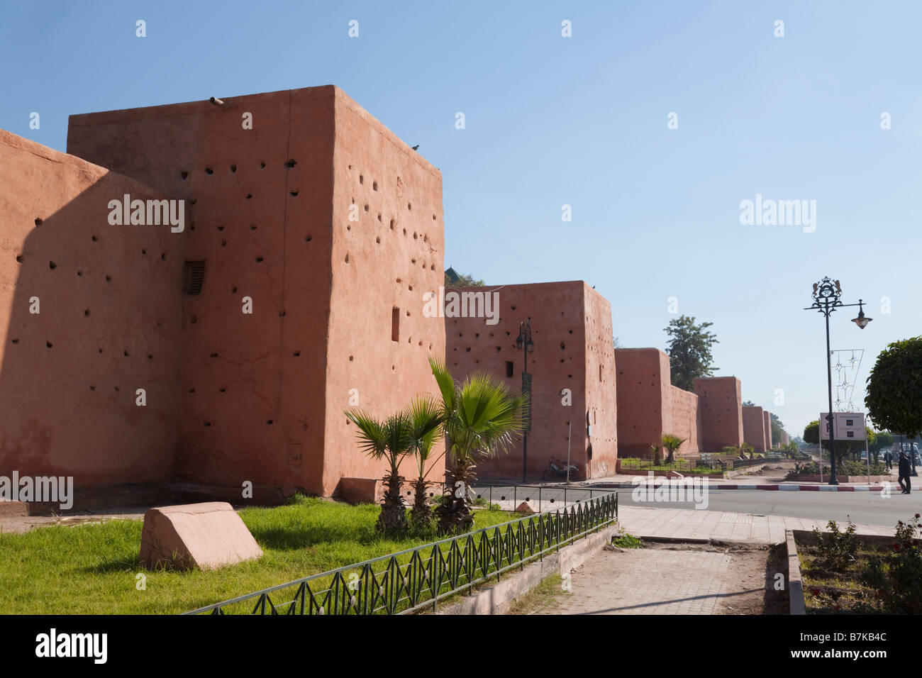 Walls of marrakech hi-res stock photography and images - Alamy