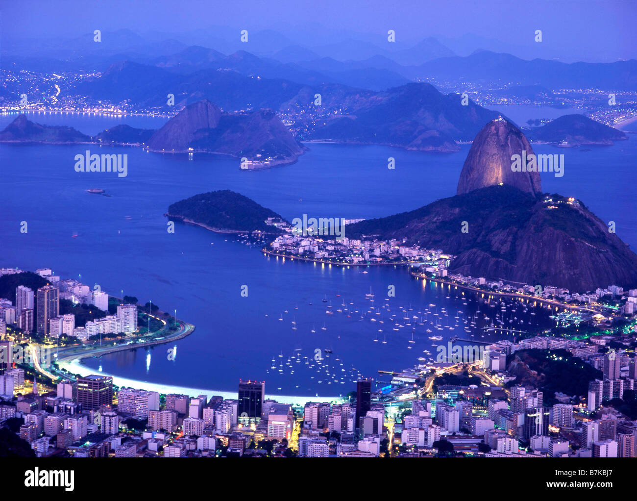 Overview at dusk most beautiful city of the World, Rio de Janeiro ...