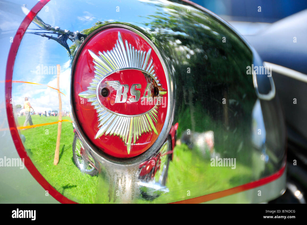 Bsa motorcycle tank hi-res stock photography and images - Alamy
