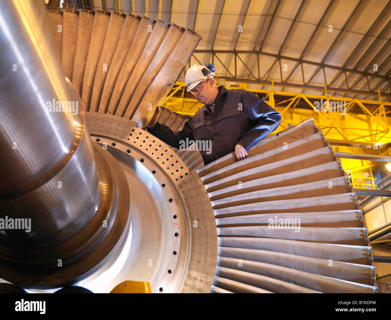 Turning turbine hi-res stock photography and images - Alamy