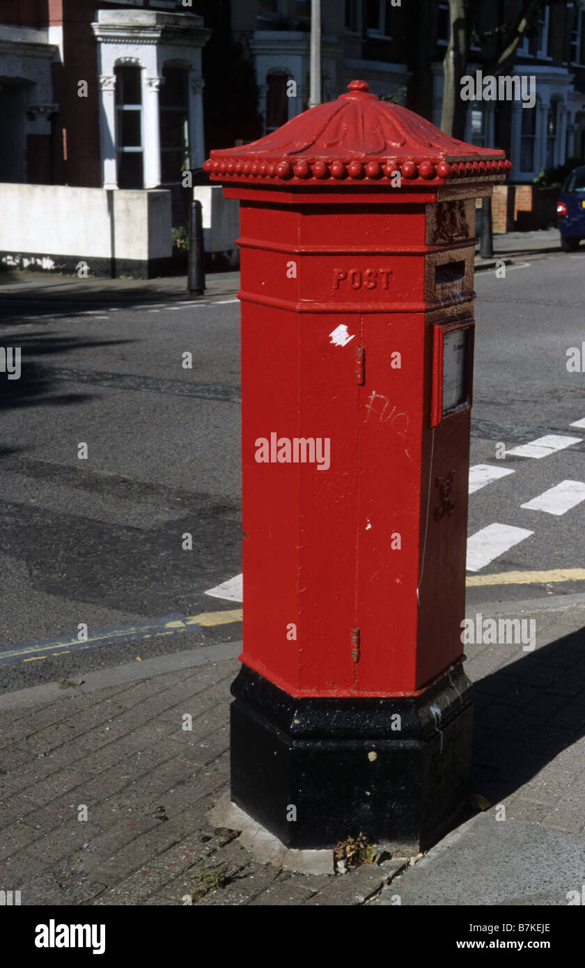 London hexagonal hi-res stock photography and images - Alamy