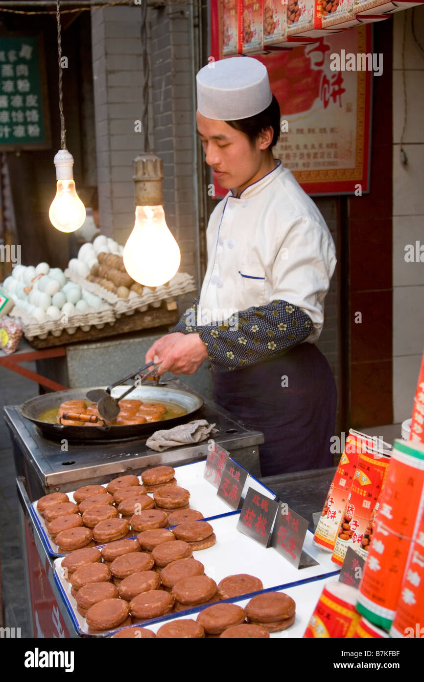 Muslim Cook High Resolution Stock Photography and Images - Alamy