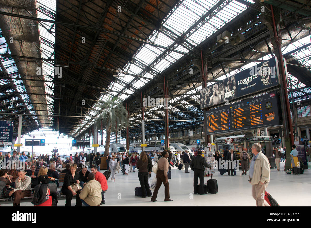 Gare de Lyon, Paris, France Stock Photo - Alamy