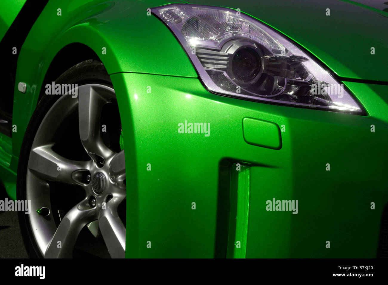 Car wheel spinning close up hi-res stock photography and images - Alamy