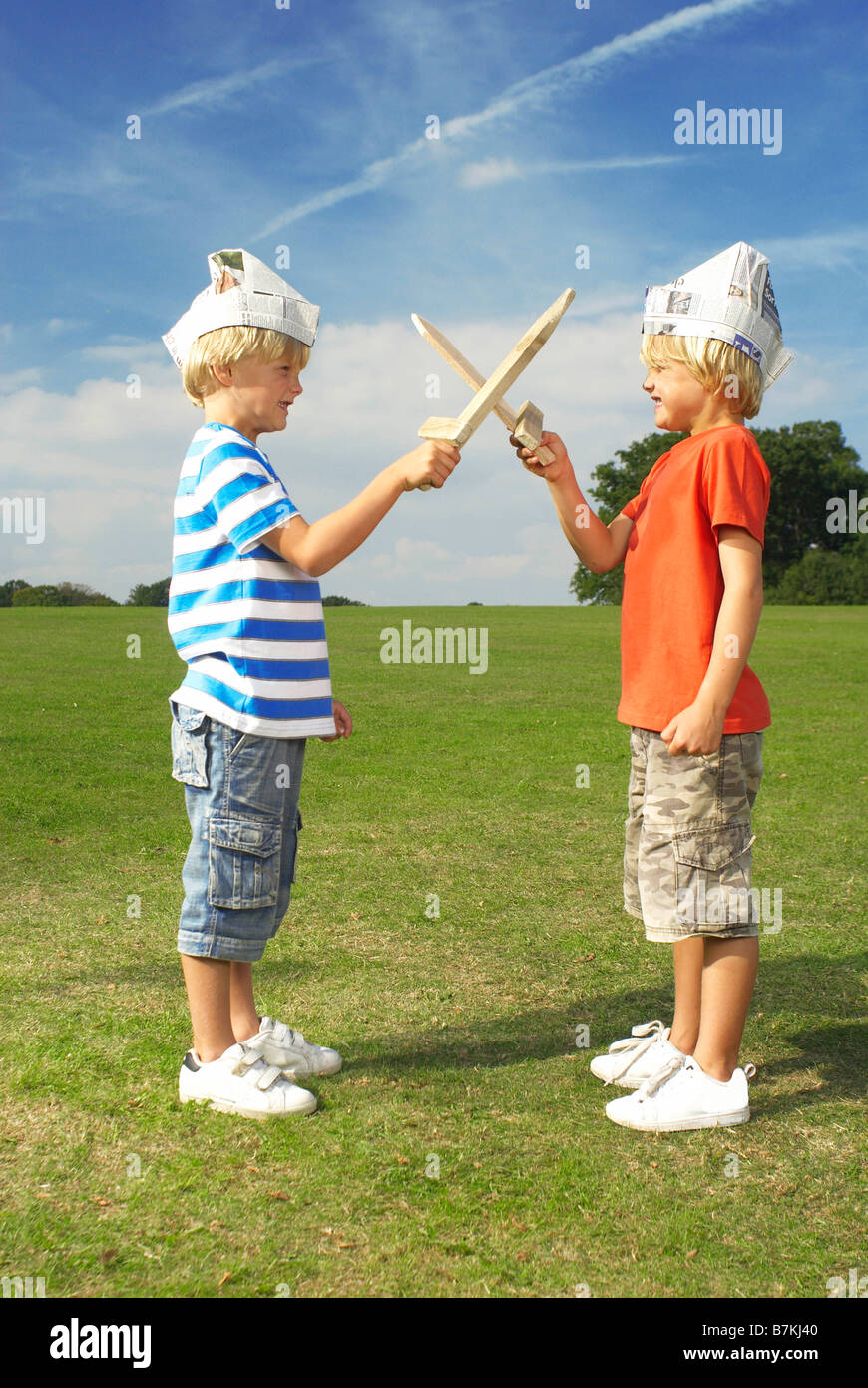 Swords clashing hi-res stock photography and images - Alamy