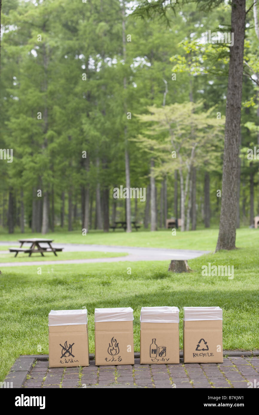 Recycling Bin and Dust Bin Stock Photo - Alamy