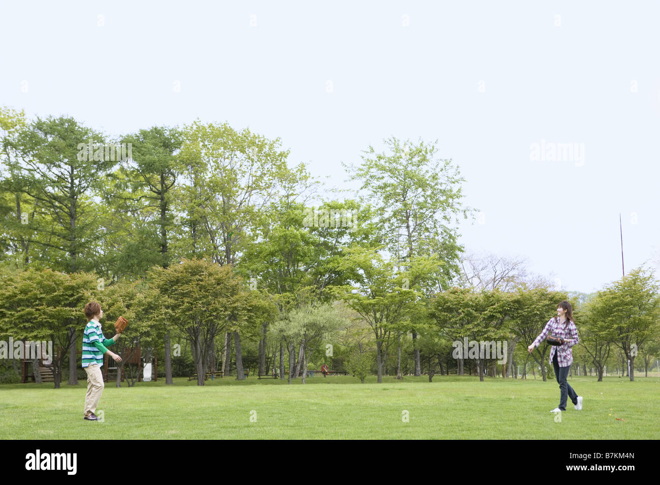 Playing catch hi-res stock photography and images - Alamy