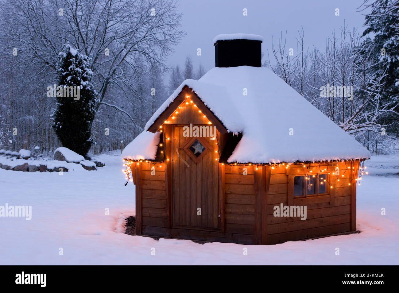 Christmas hut hi-res stock photography and images - Alamy