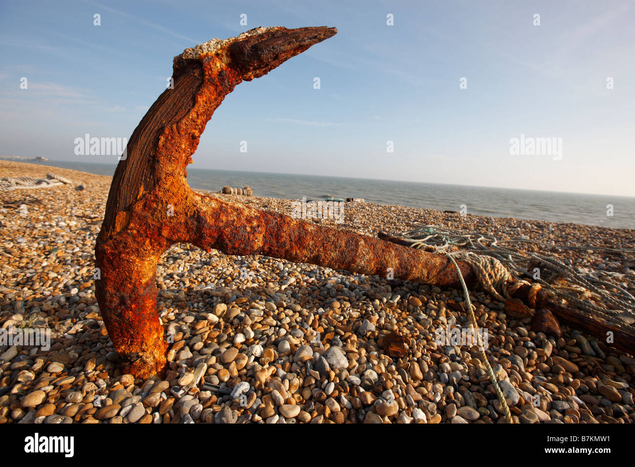 Rusty anchor hi-res stock photography and images - Alamy