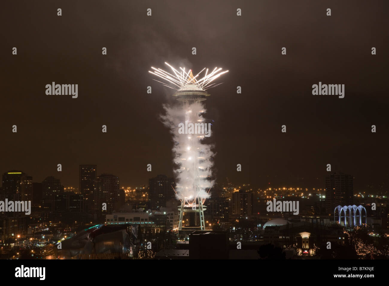 Seattle space needle fireworks hi-res stock photography and images - Alamy