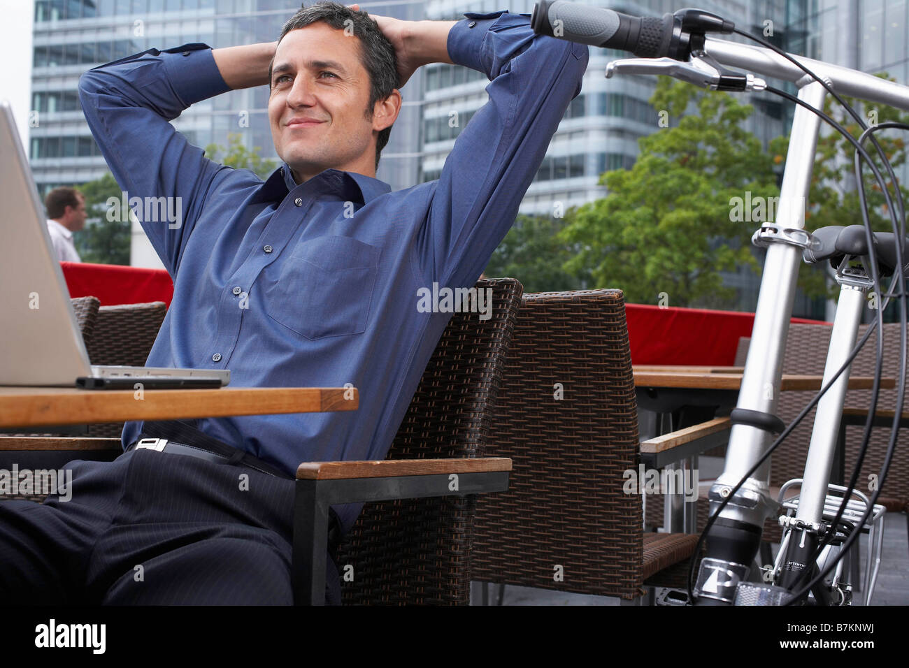London work cafe laptop hi-res stock photography and images - Alamy