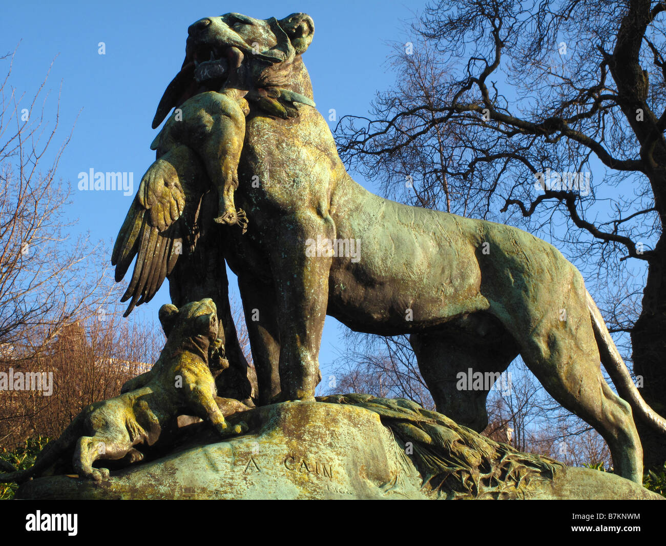John cain statue hi-res stock photography and images - Alamy