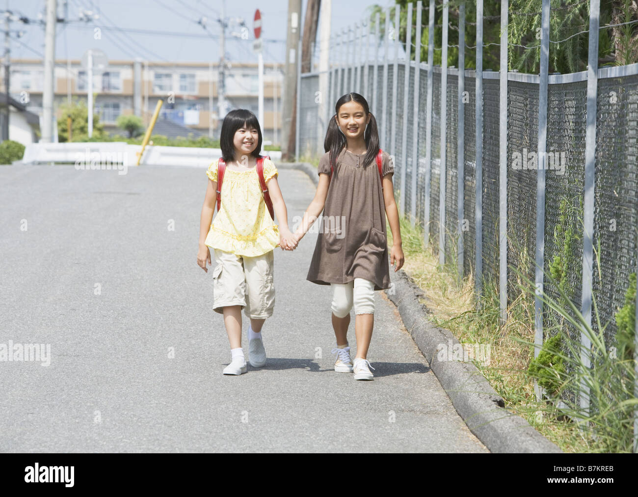 Elementary school students commute Stock Photo - Alamy