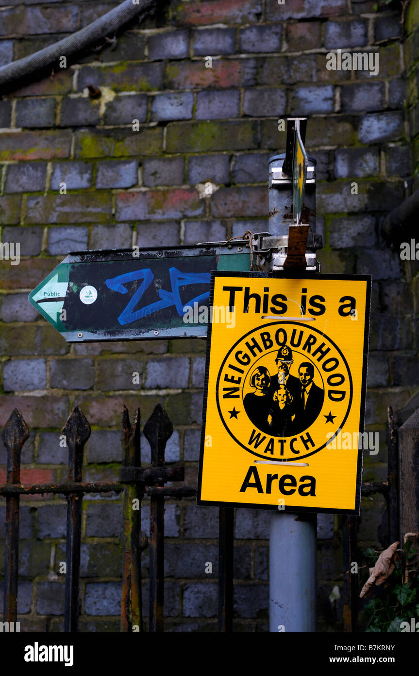 Neighbourhood watch sign hi-res stock photography and images - Alamy