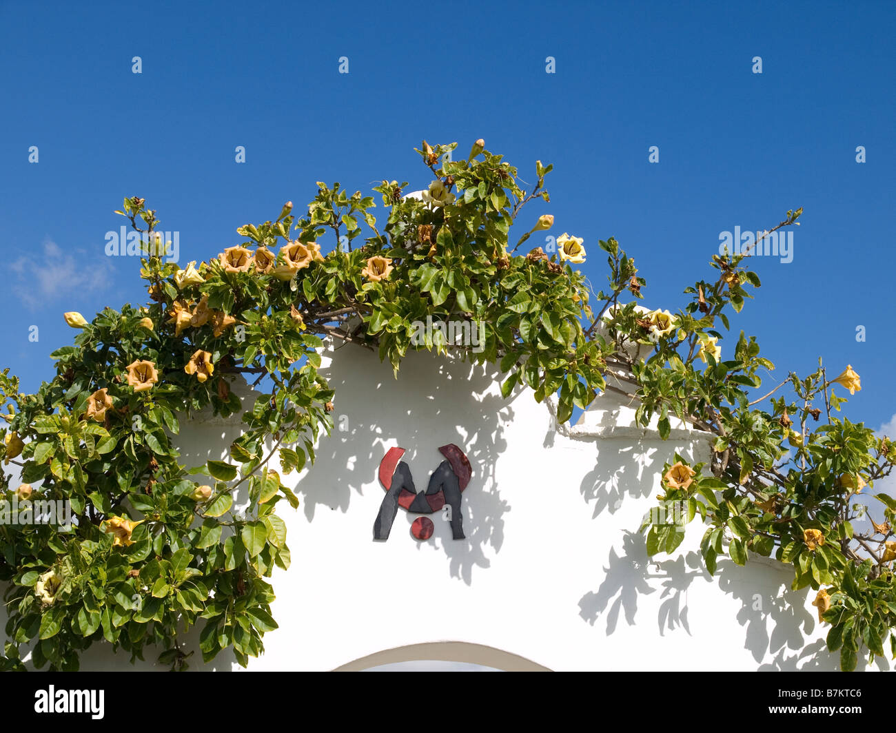 Maxima logo hi-res stock photography and images - Alamy