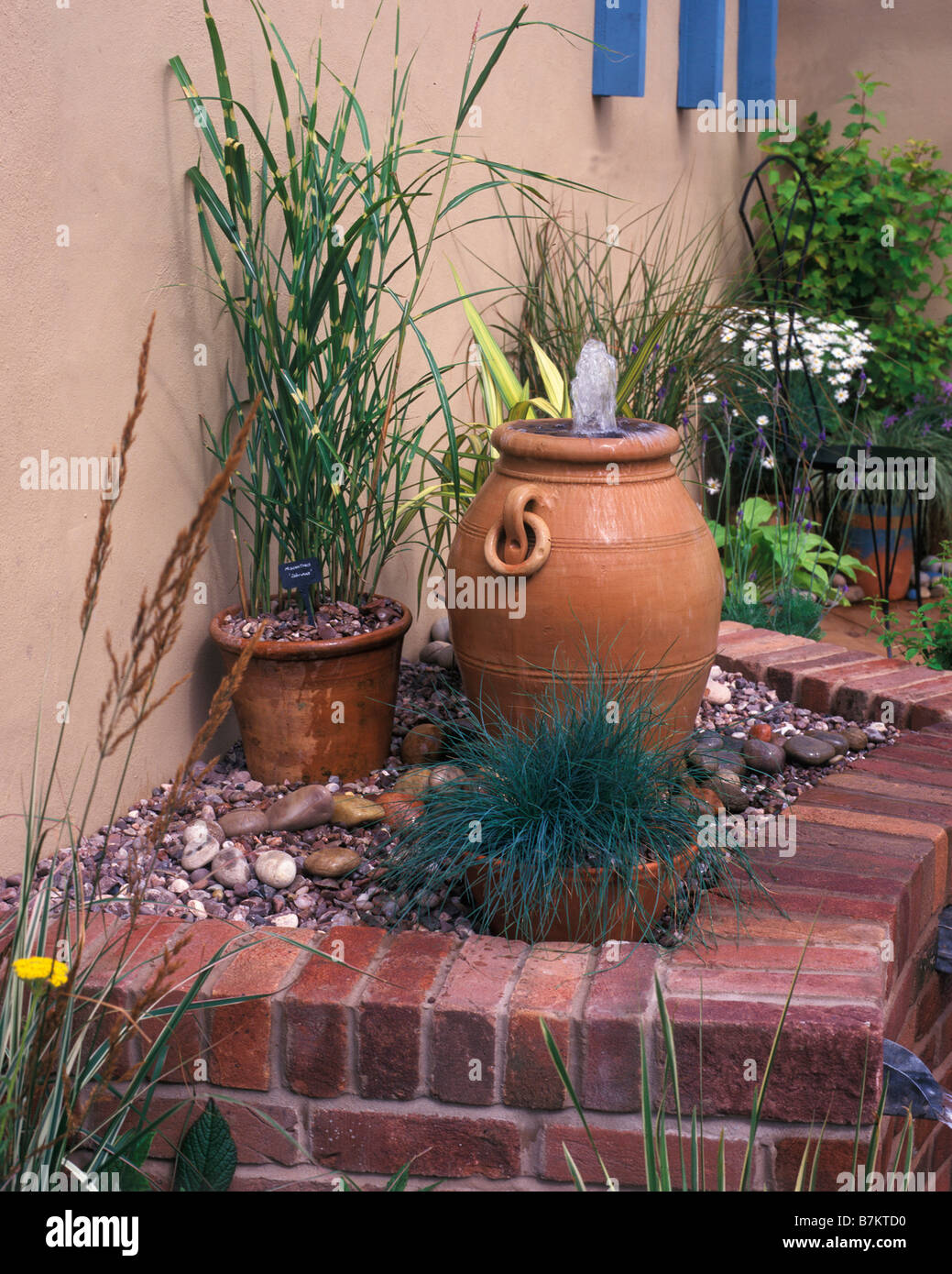 WATER FEATURE WITH POT FOUNTAIN Stock Photo - Alamy