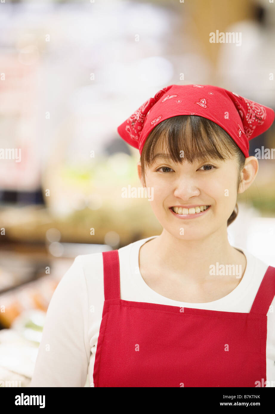A supermarket store clerk Stock Photo - Alamy