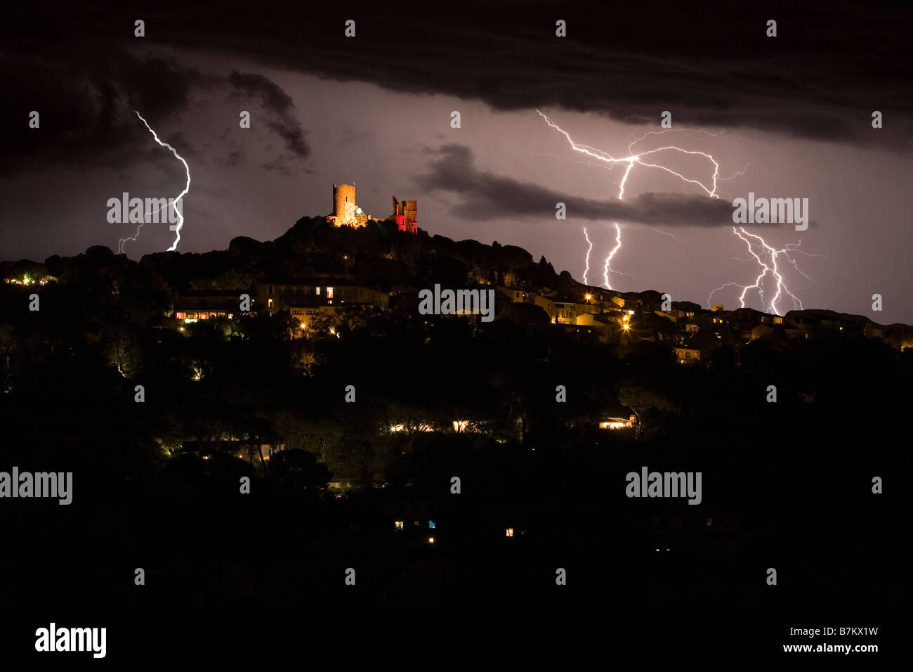 Atmospheric lightning hi-res stock photography and images - Alamy