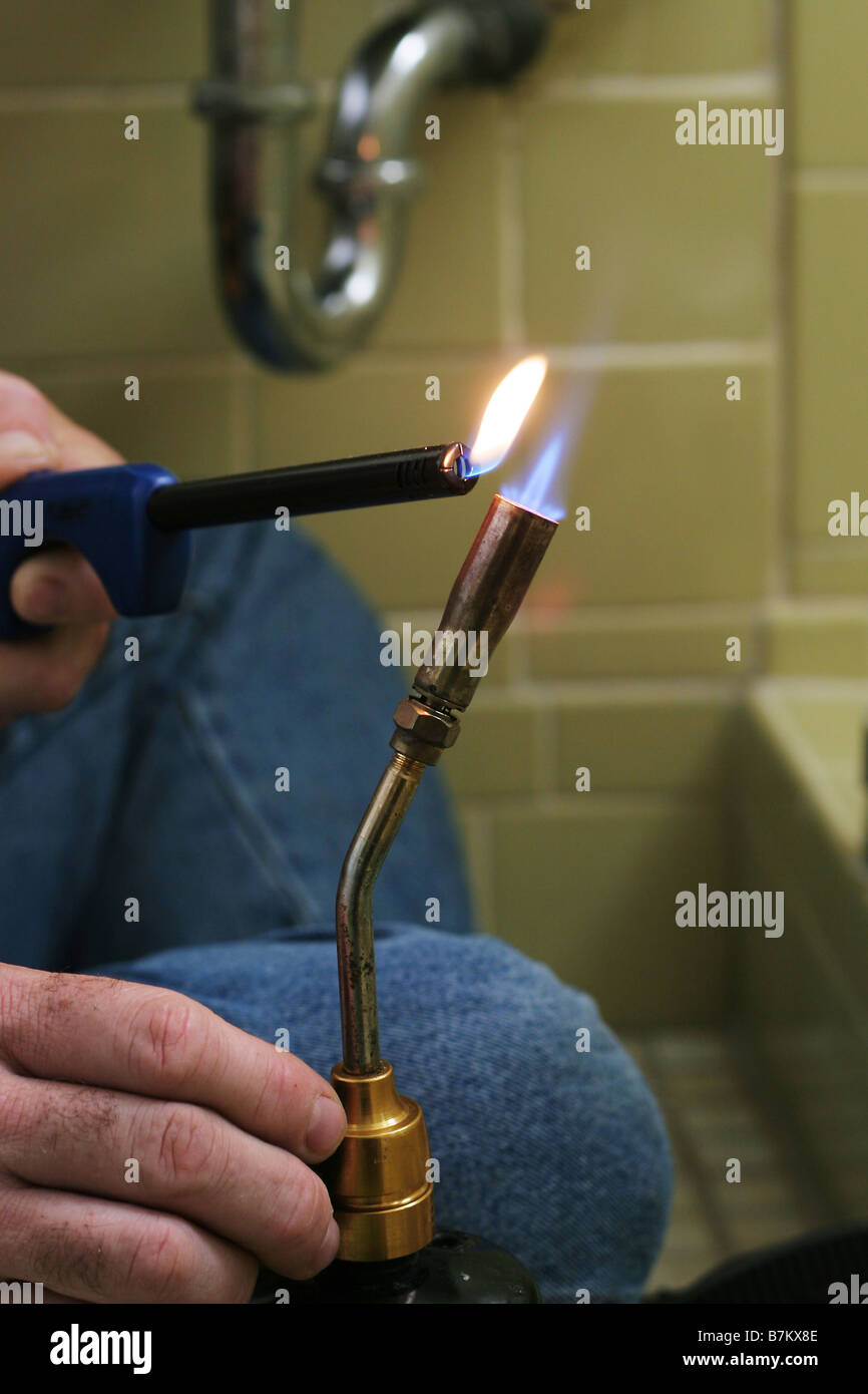 Lighted torch hi-res stock photography and images - Alamy