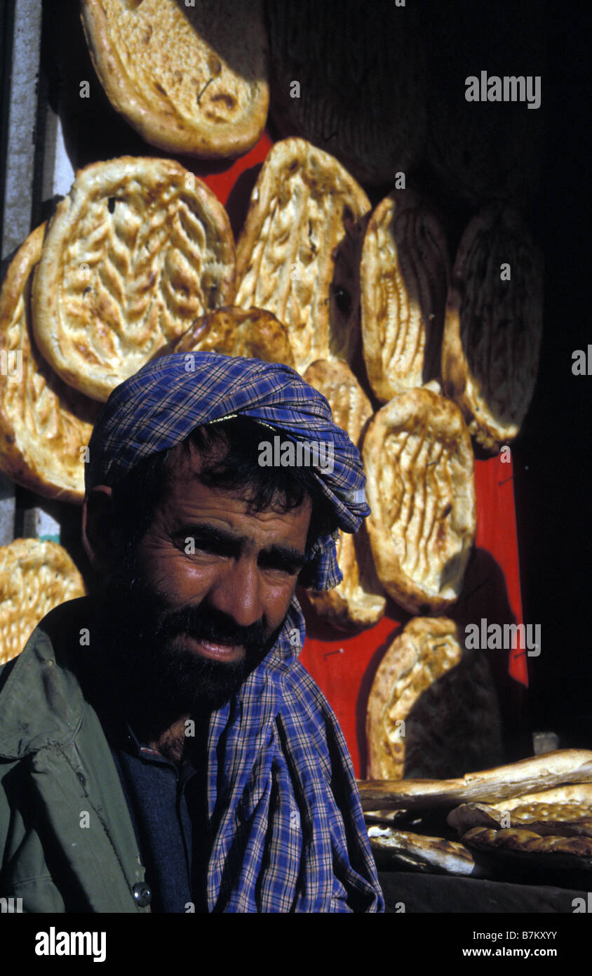Baluchi man and naan stall Quetta Baluchistan Pakistan Stock Photo - Alamy