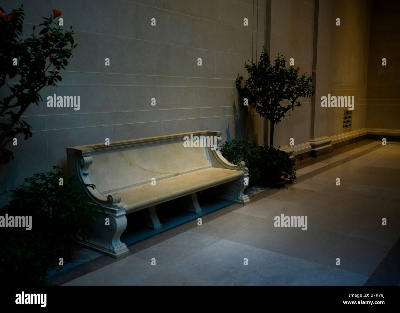 Marble bench hi-res stock photography and images - Alamy