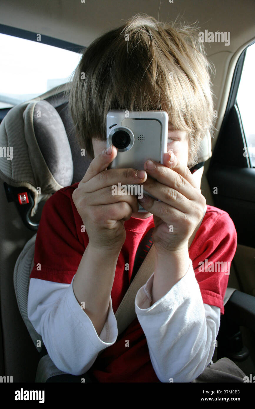 Video Utube High Resolution Stock Photography and Images - Alamy