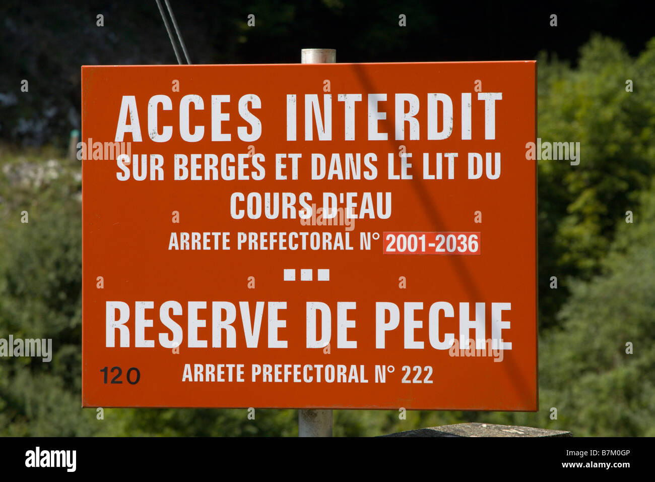 Fish sanctuary sign hi-res stock photography and images - Alamy