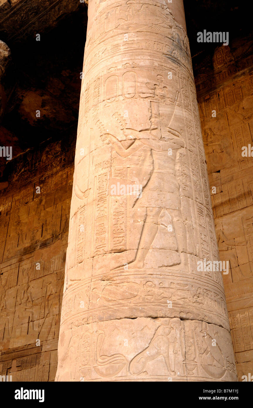 Egyptian god isis fresco hi-res stock photography and images - Alamy