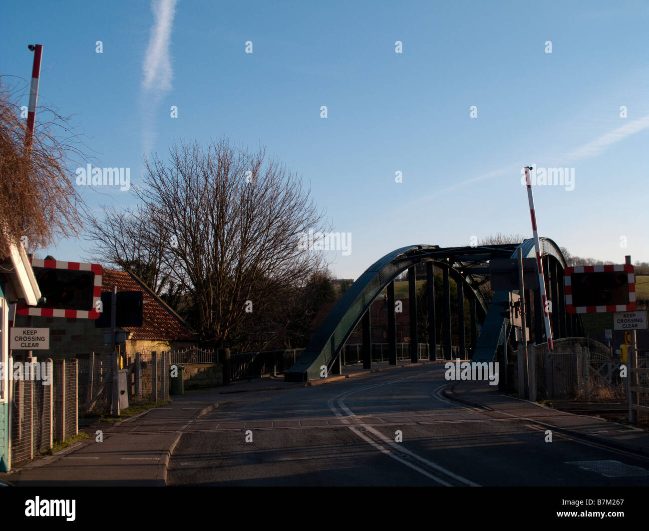 Steel road bridge crossing hi-res stock photography and images - Alamy