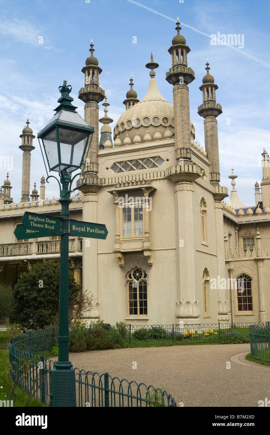 Royal pavilion brighton wall hi-res stock photography and images - Alamy