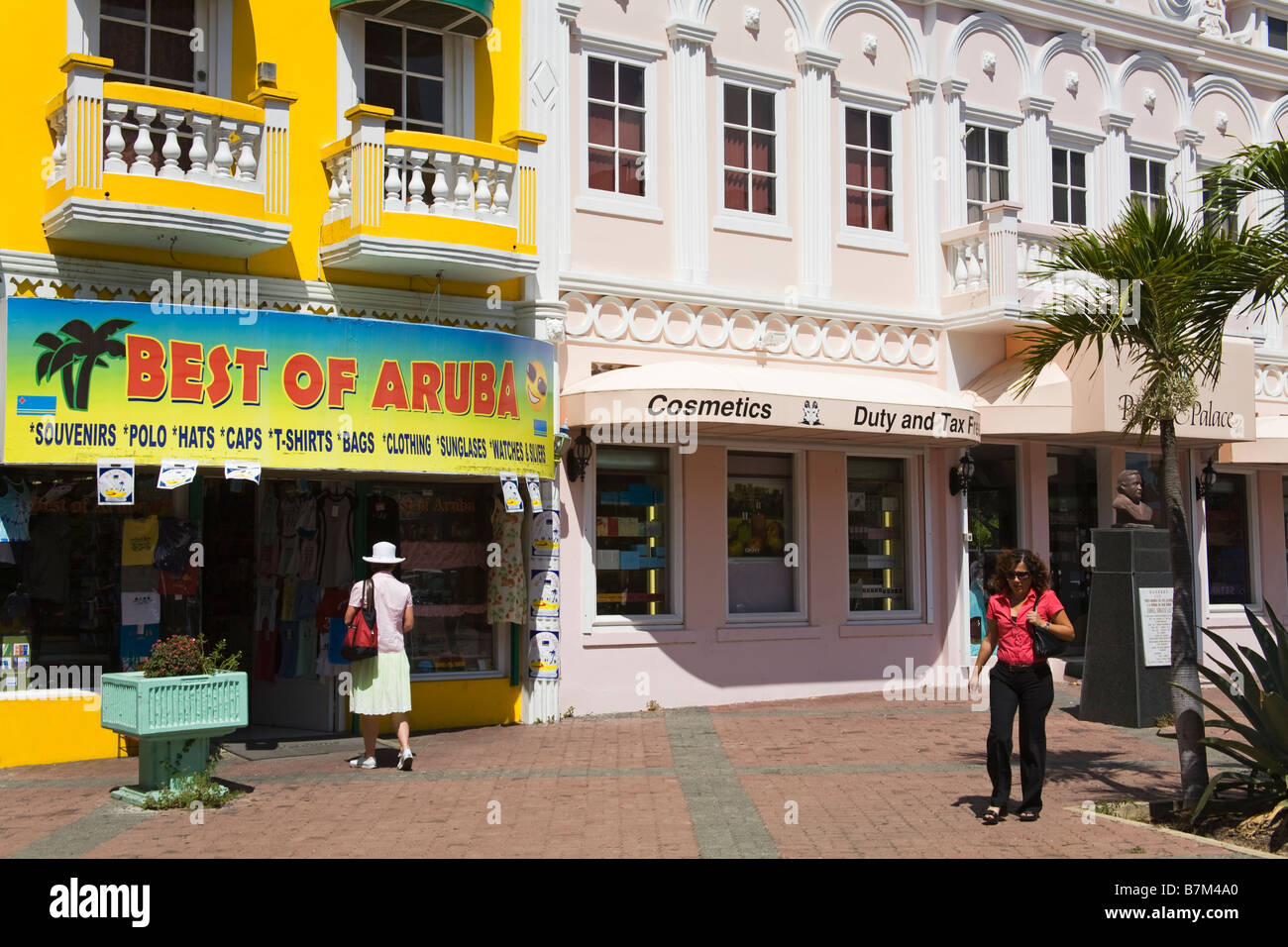 Holland aruba mall hi-res stock photography and images - Alamy