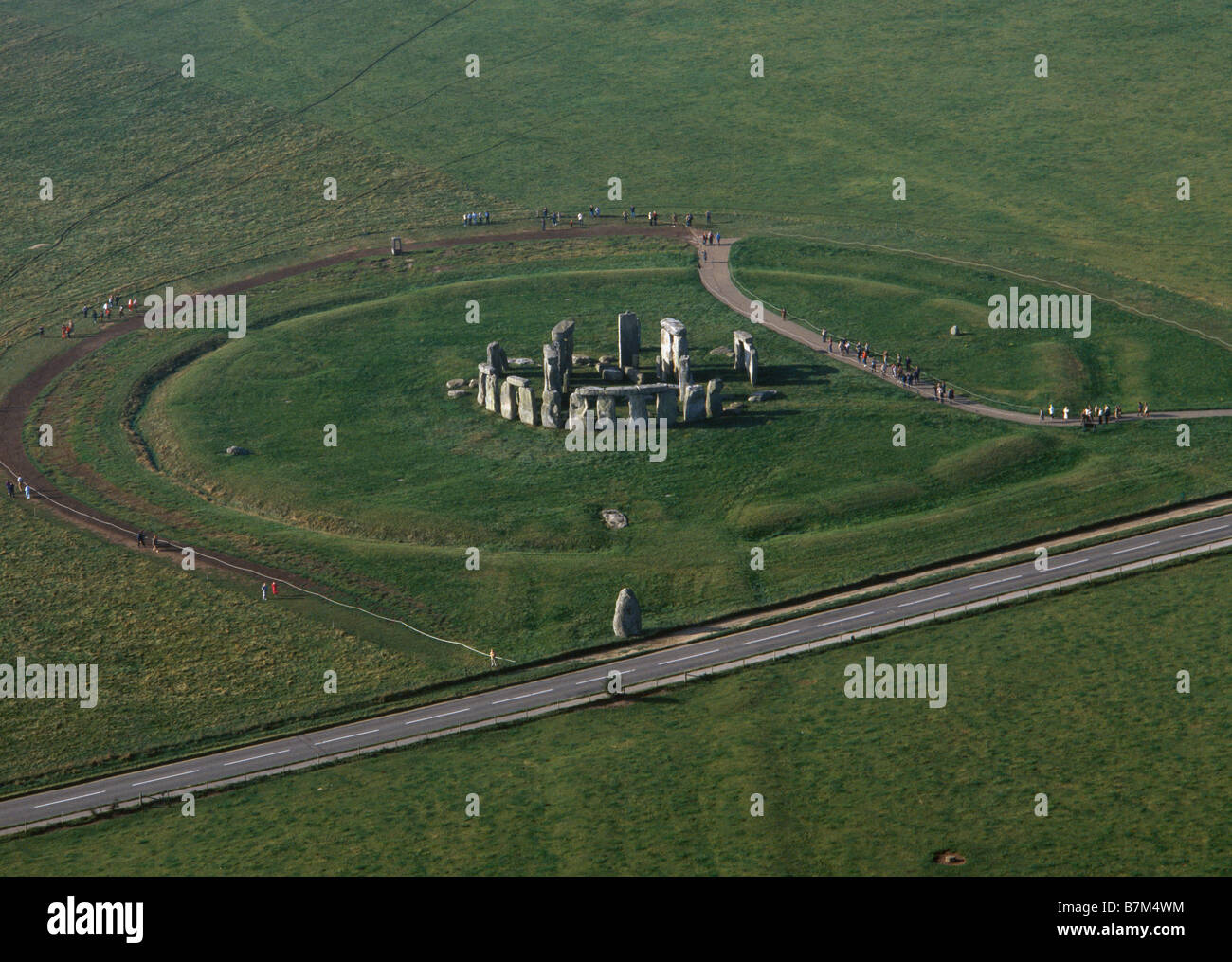 Stonehenge aerial hi-res stock photography and images - Alamy